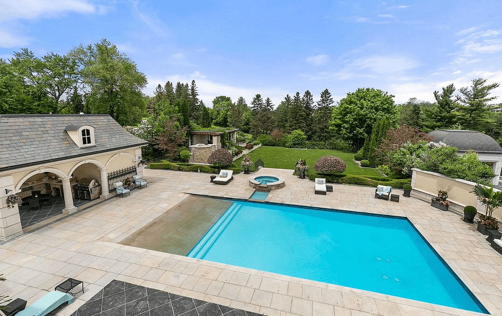 $11 Million French Style Home In Ontario, Canada (PHOTOS)