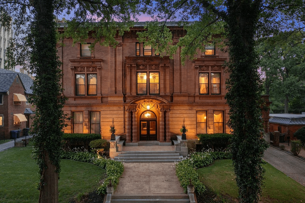 Historic Saint Louis Mansion Lists For $2 Million (PHOTOS)