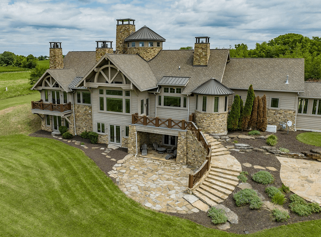 $1.9 Million Home On 13 Acres In Indiana (PHOTOS)