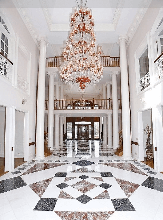 Grand Colonial In Potomac - Homes of the Rich