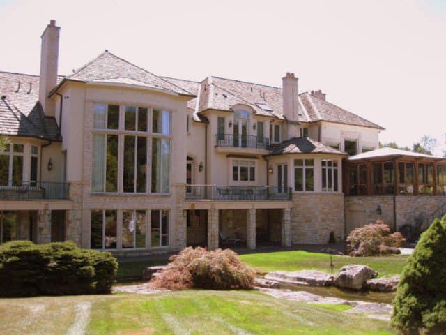 Lavish Gated Estate In Novi, MI - Homes of the Rich