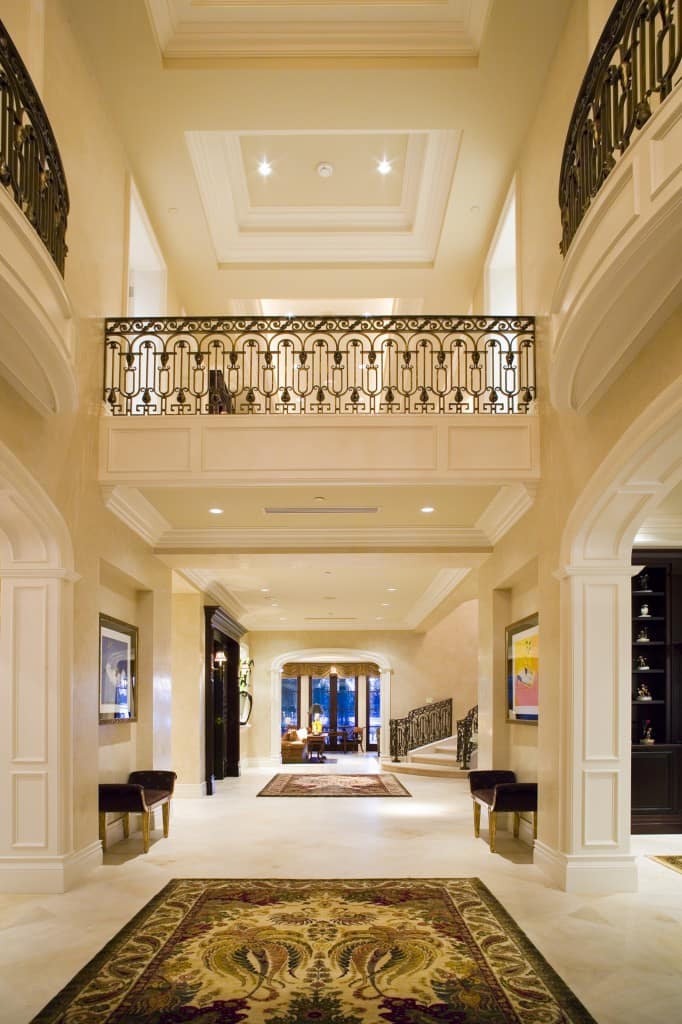 The Bellisima On Hunts Point - Homes of the Rich