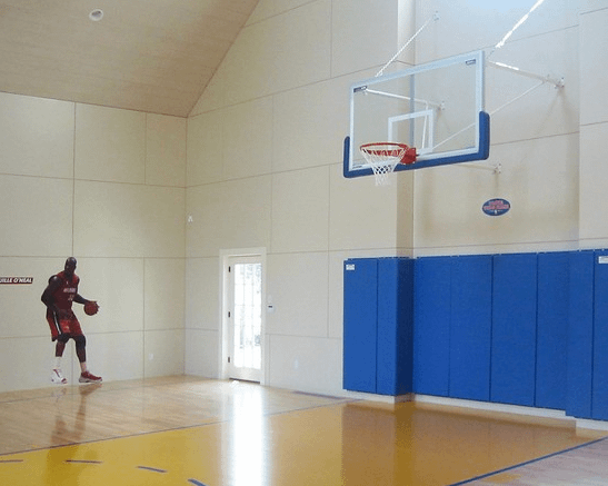 A Look At Some Private Indoor Basketball Courts From Houzz.com - Homes ...