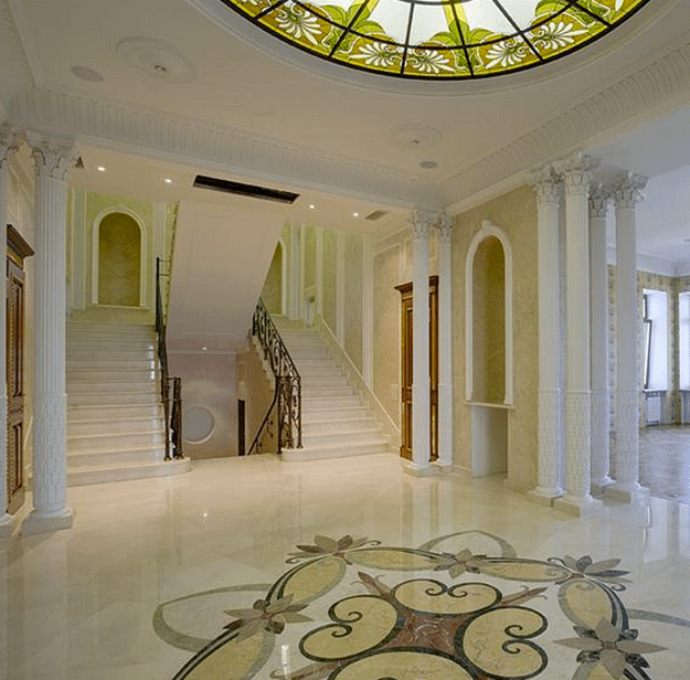 Poll: Which Russian Foyer Do You Prefer? - Homes of the Rich