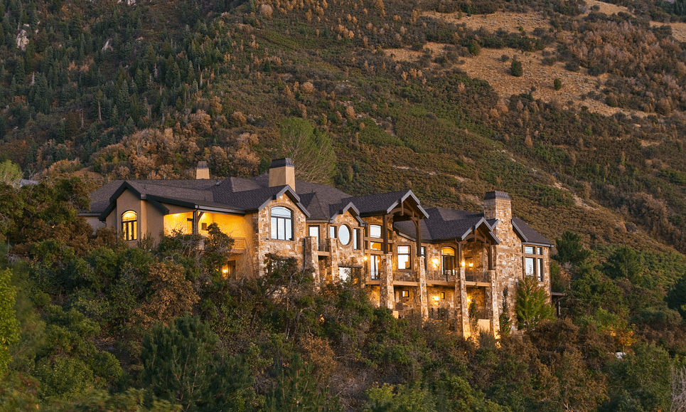 Markay Johnson Construction - Homes of the Rich