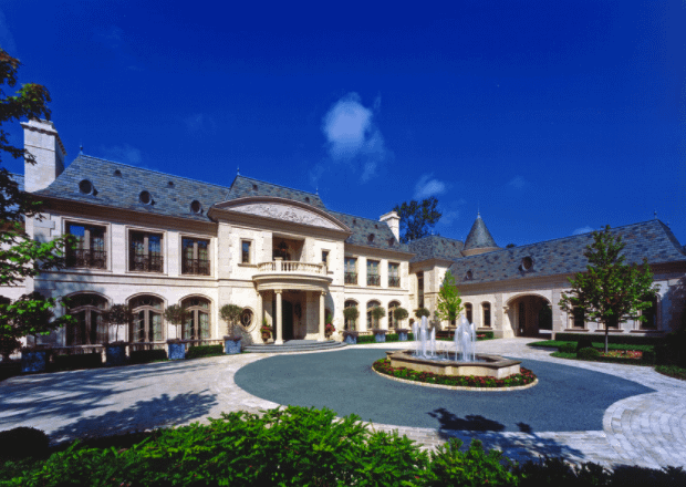 NOTABLE HOMES - Homes of the Rich