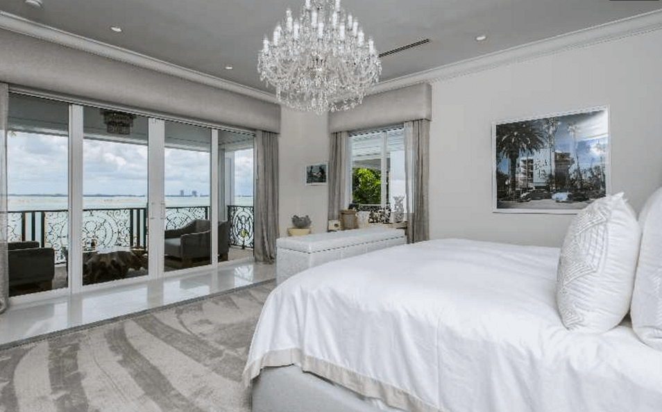 $19.45 Million Waterfront Mansion In Miami Beach, FL - Homes of the Rich