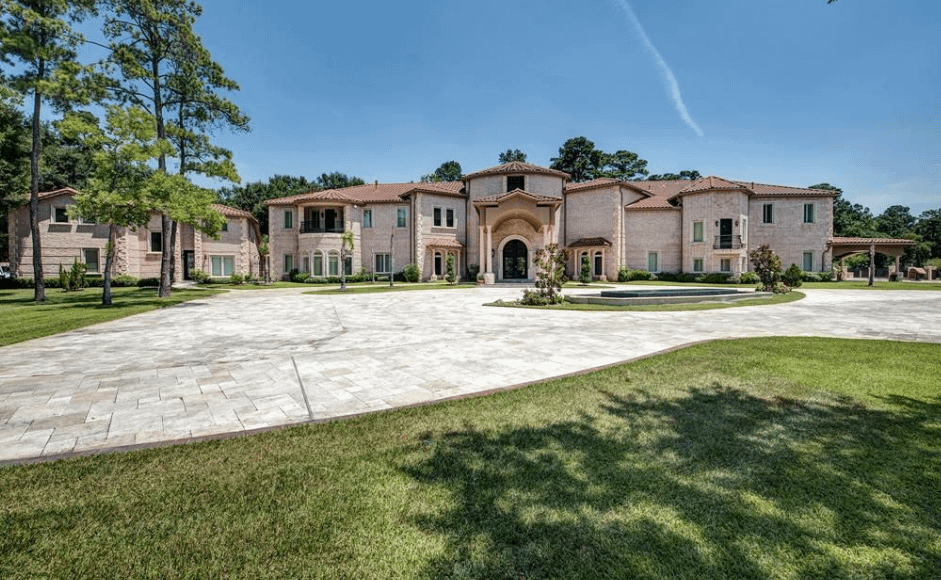 20,000 Square Foot Gated Mansion In Houston, Texas - Homes of the Rich