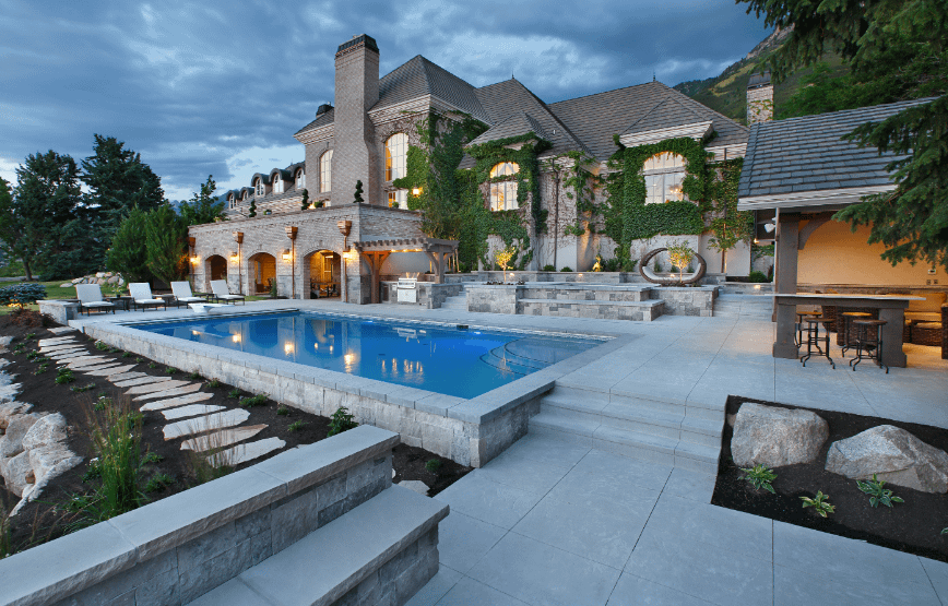 Upland Development - Homes of the Rich