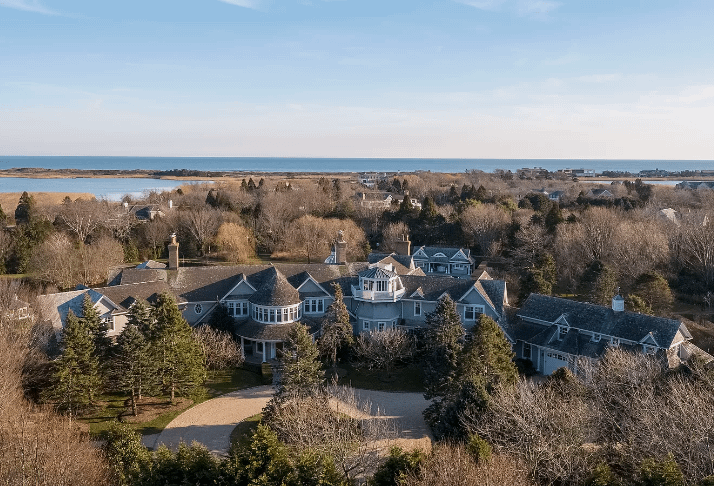 $28 Million 6 Acre Estate In The Hamptons - Homes of the Rich