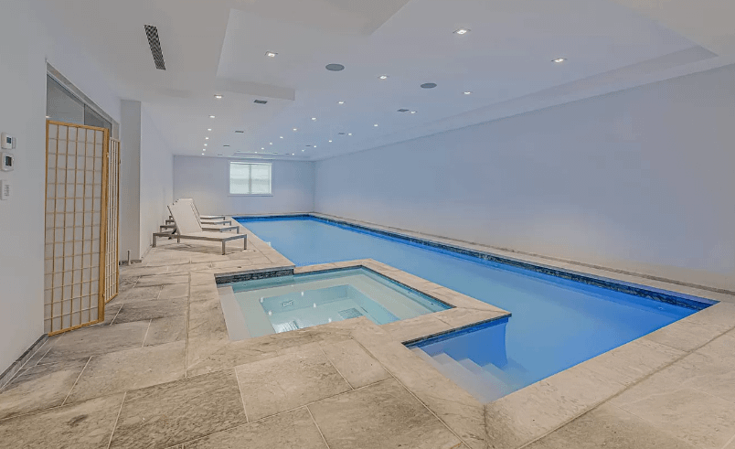 $40 Million Hamptons Estate With Main House & Guest House - Homes of ...