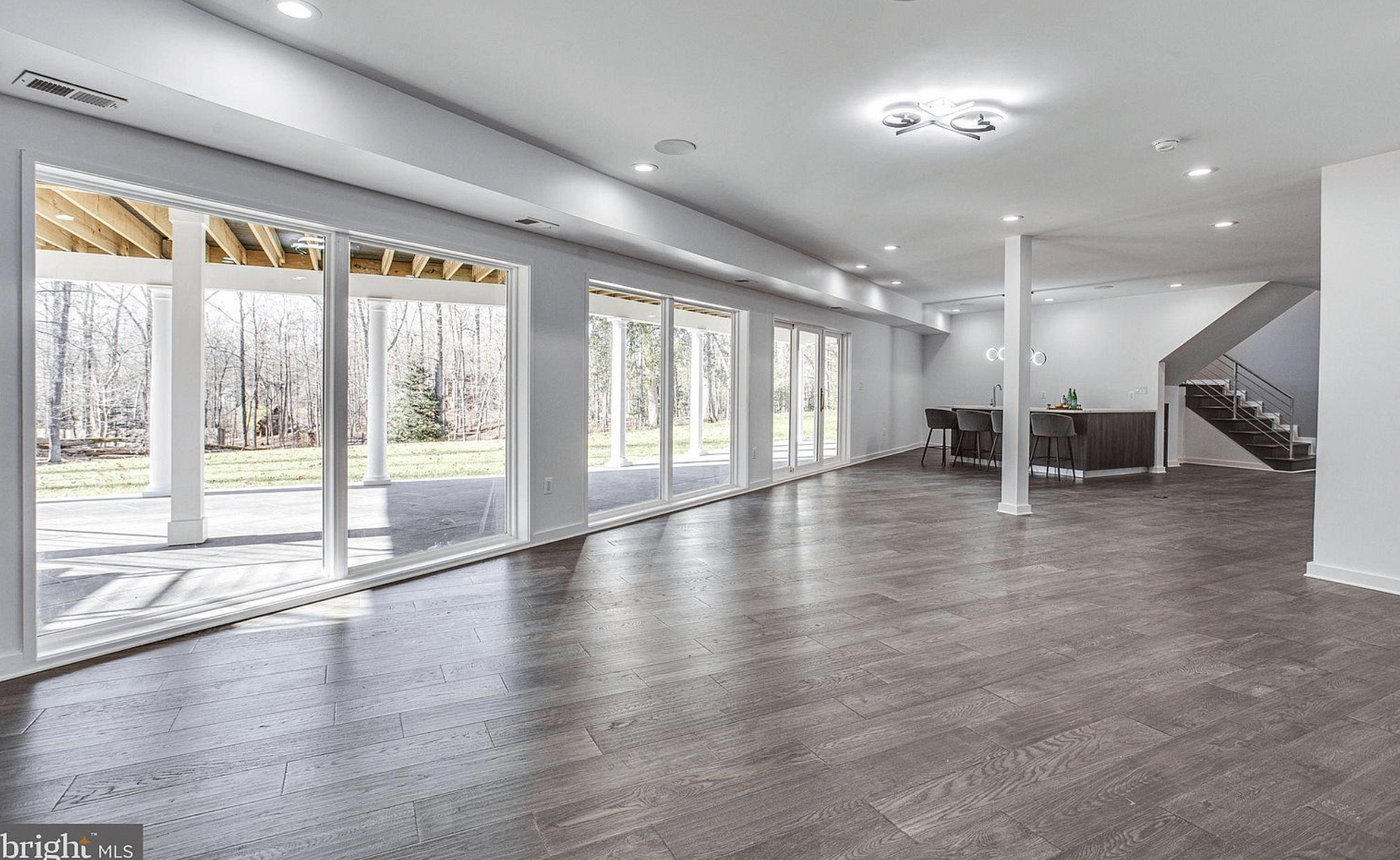 10,000 Square Foot Modern New Build In Vienna, Virginia - Homes of the Rich