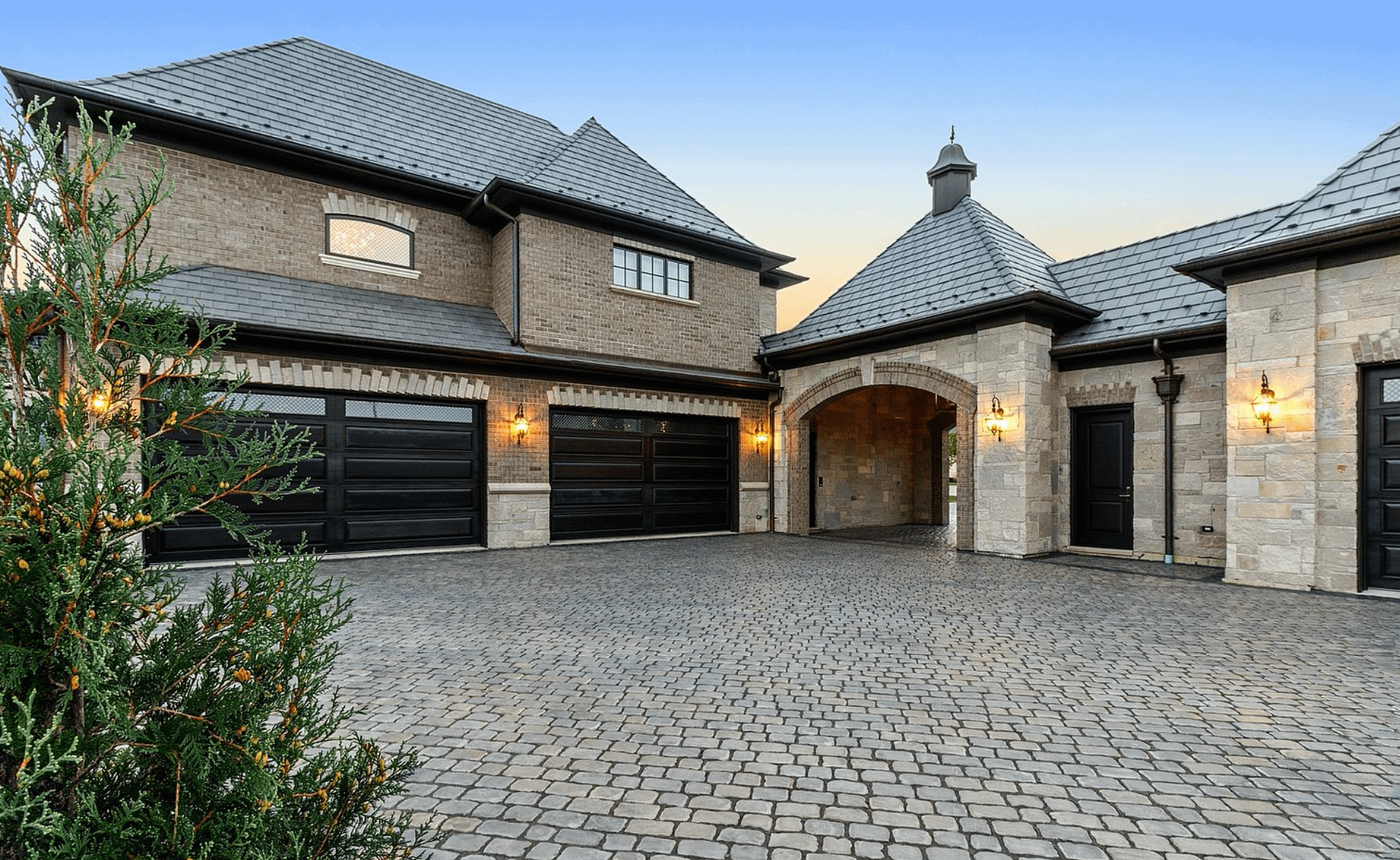 Stone & Brick Home In Burr Ridge, Illinois (FLOOR PLANS)