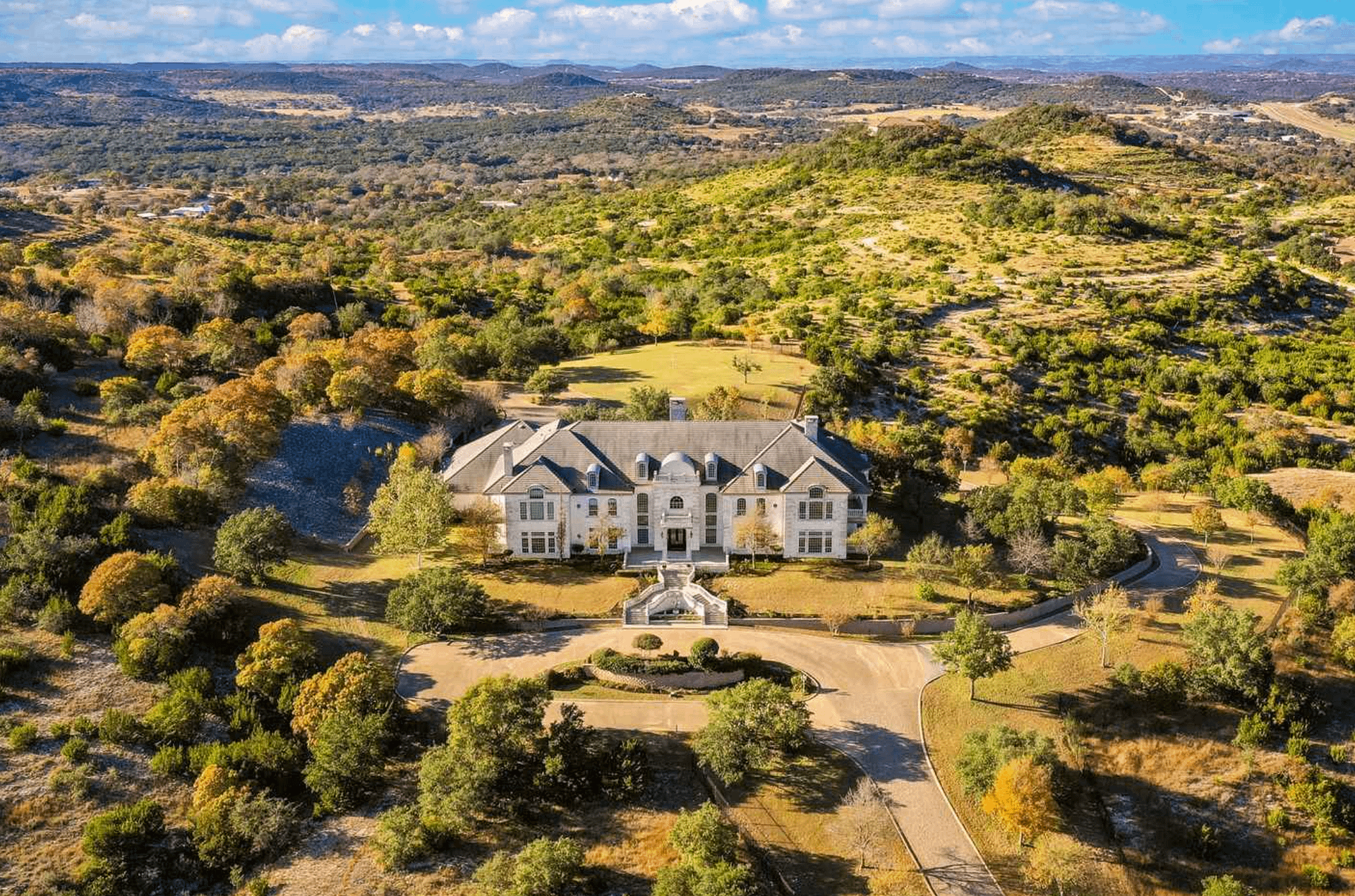 20,000 Square Foot Texas Home On 80 Hilltop Acres (PHOTOS)