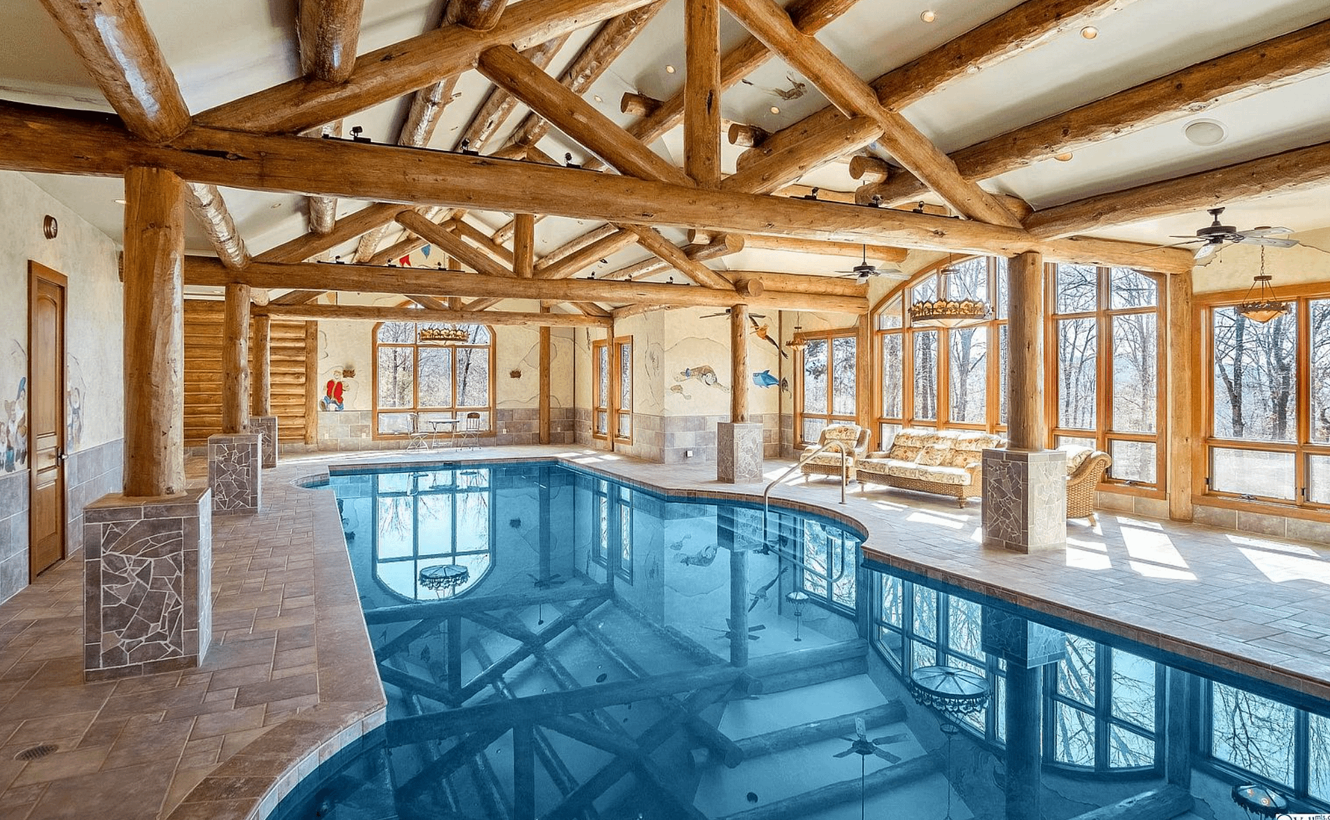 Alabama Log Home On 176 Acres With Indoor Pool (PHOTOS)