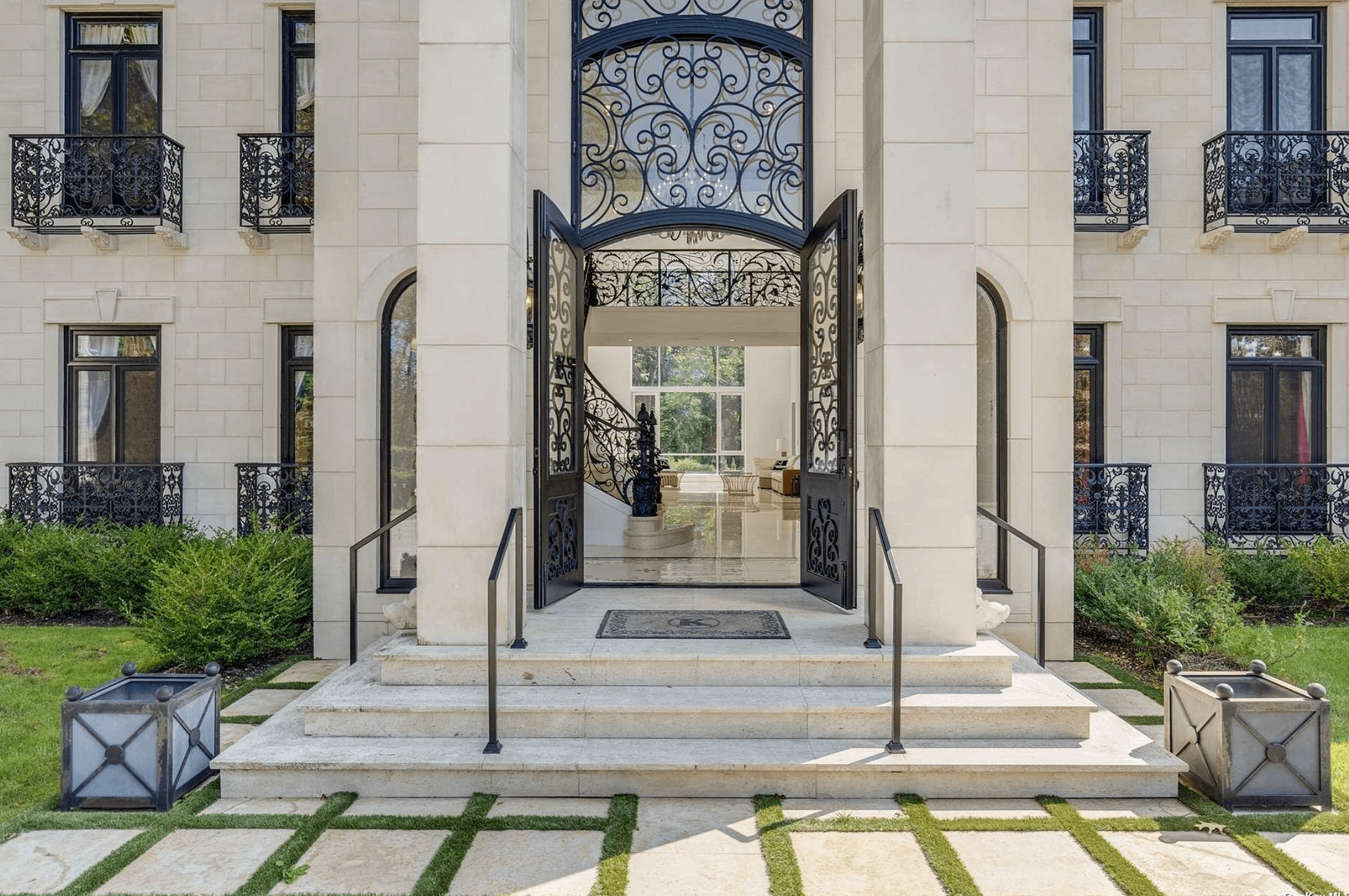 $8 Million Home In Matinecock, New York (PHOTOS) - Homes of the Rich