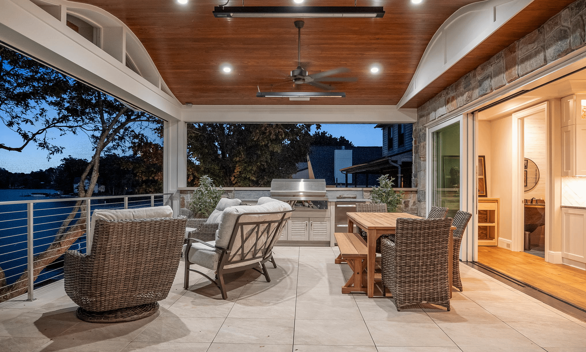 Stunning Lakefront Home By AZD Associates, Inc (PHOTOS + VIDEO) - Homes ...