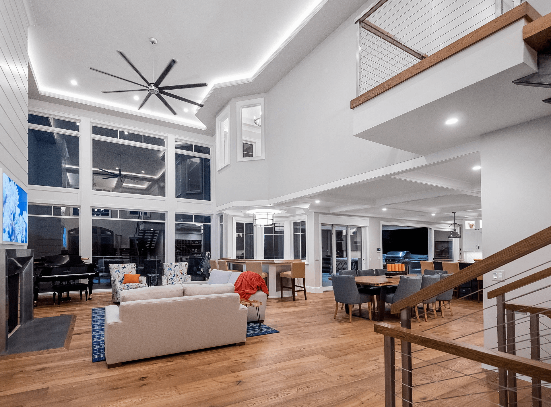 Stunning Lakefront Home By AZD Associates, Inc (PHOTOS + VIDEO) - Homes ...