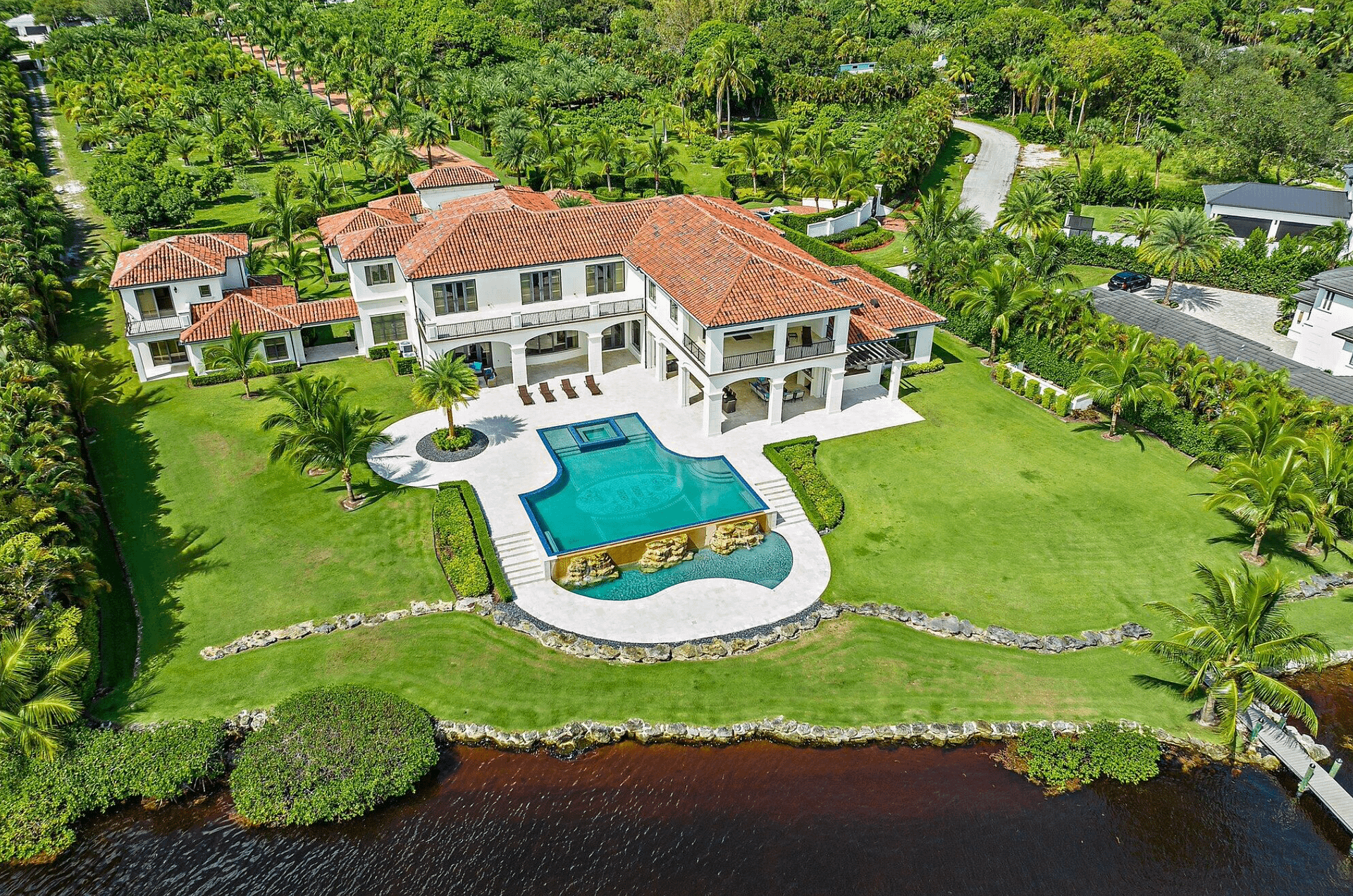 $32 Million Waterfront Home In Jupiter, Florida (PHOTOS)