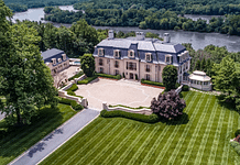 A Mega-Mansion Just Big Enough for Superman - Homes of the Rich