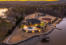 Larry "House's" REALLY big house! - Homes of the Rich