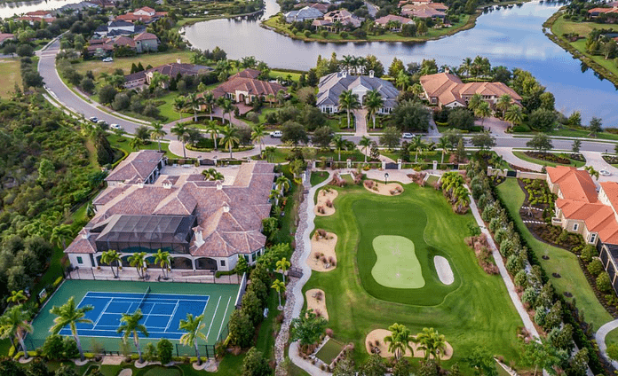 Country Club Estate In Lakewood Ranch, Florida With Private Golf Course ...
