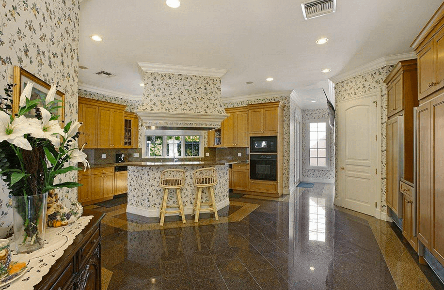 10 9 Million Gated Waterfront Estate In Hobe Sound Fl Homes Of The Rich