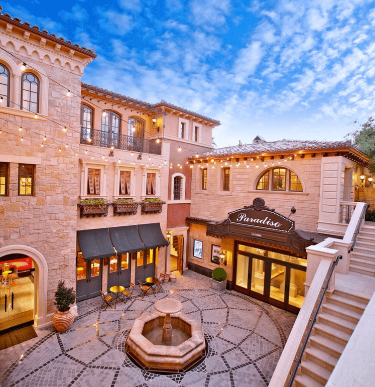 Mediterranean Mansion In Orange County With Awesome Courtyard - Homes ...