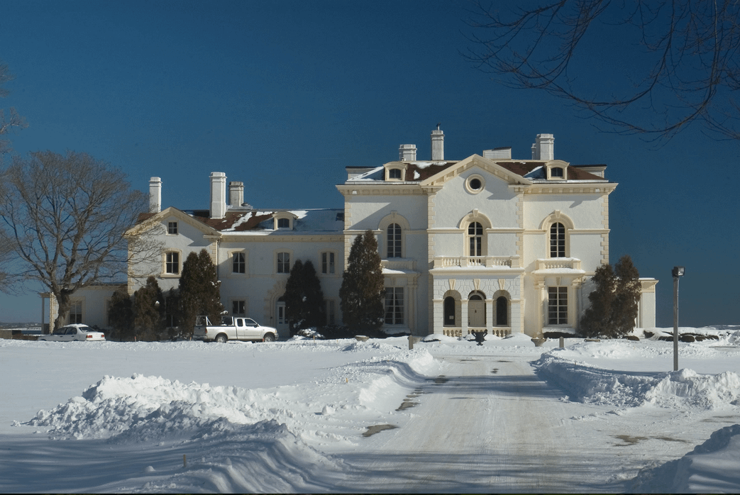 A Look At Some Mansions In The Snow - Homes of the Rich