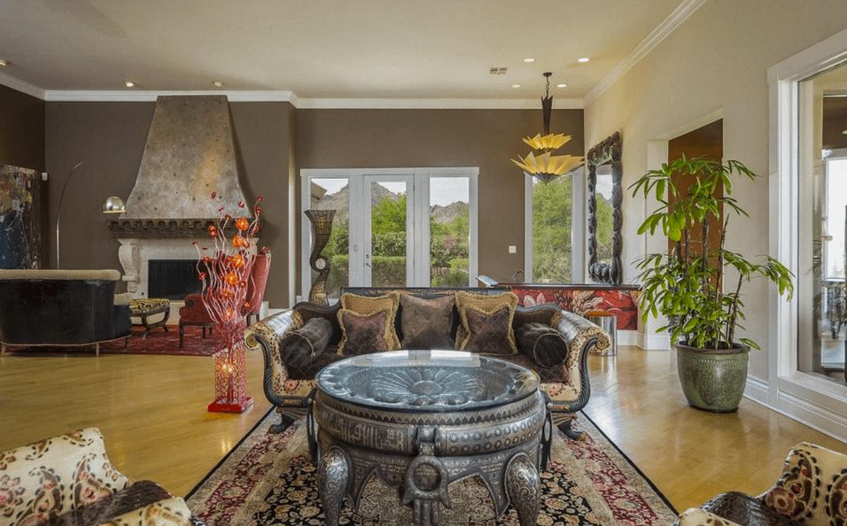 $3.9 Million Contemporary Mansion In Paradise Valley, AZ - Homes of the ...