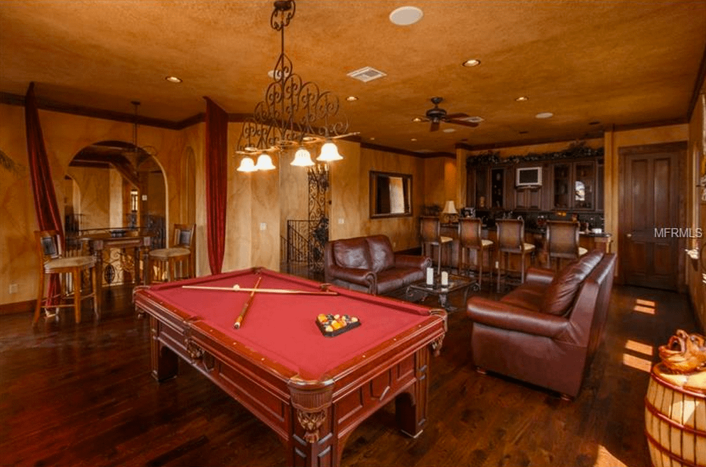 $2.7 Million Lakefront Tuscan Mansion In Windermere, FL - Homes of the Rich