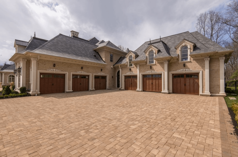 Le Chateau de Lumiere - A $14 Million 24,000 Square Foot Newly Built ...