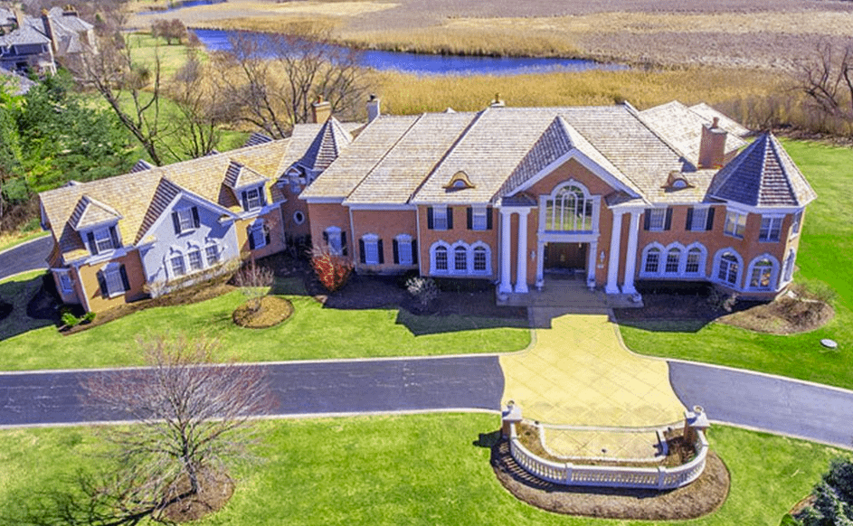 12,000 Square Foot Brick Mansion In Inverness, IL - Homes of the Rich