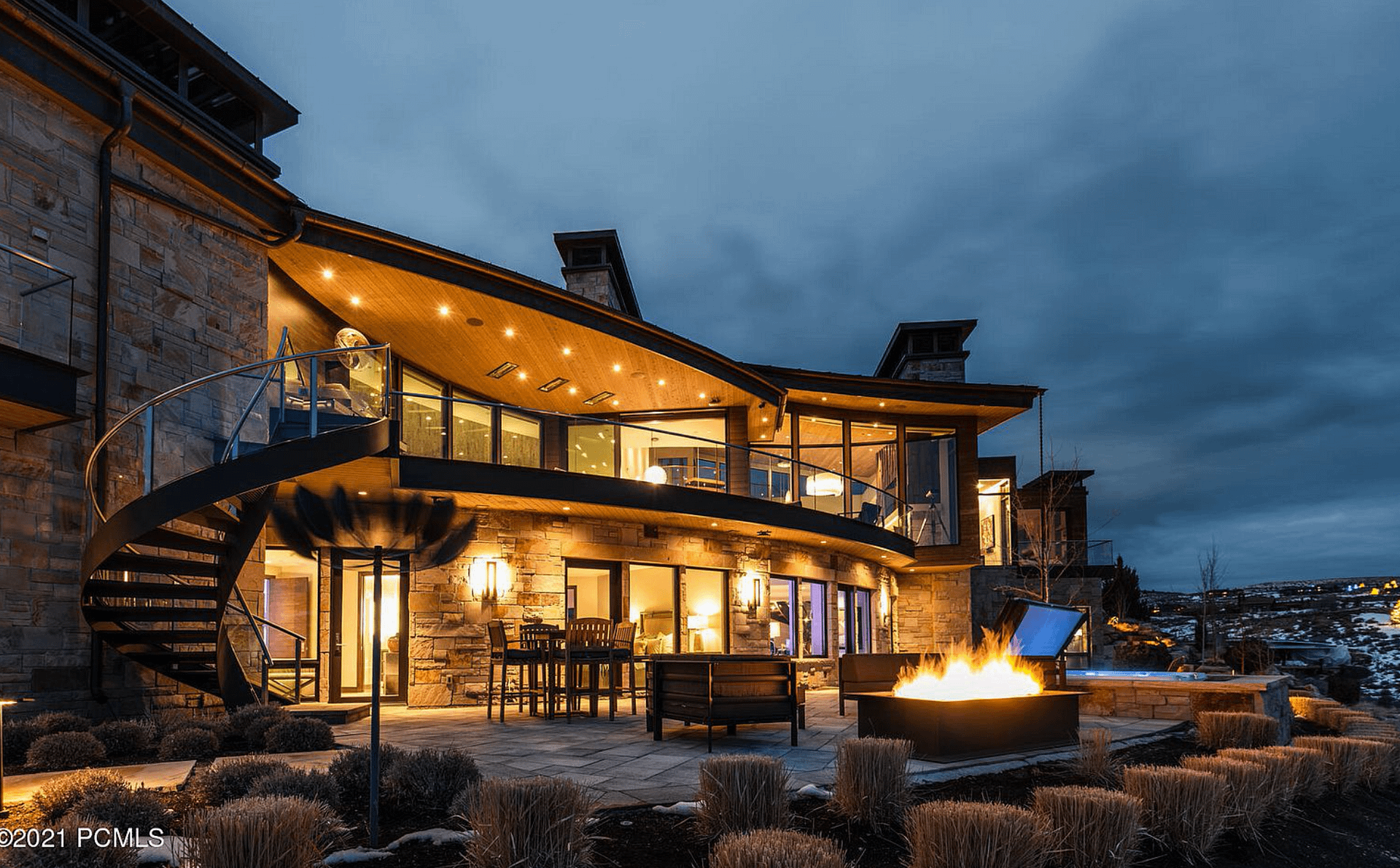 $10.5 Million Contemporary Mountaintop Home In Park City, Utah - Homes ...