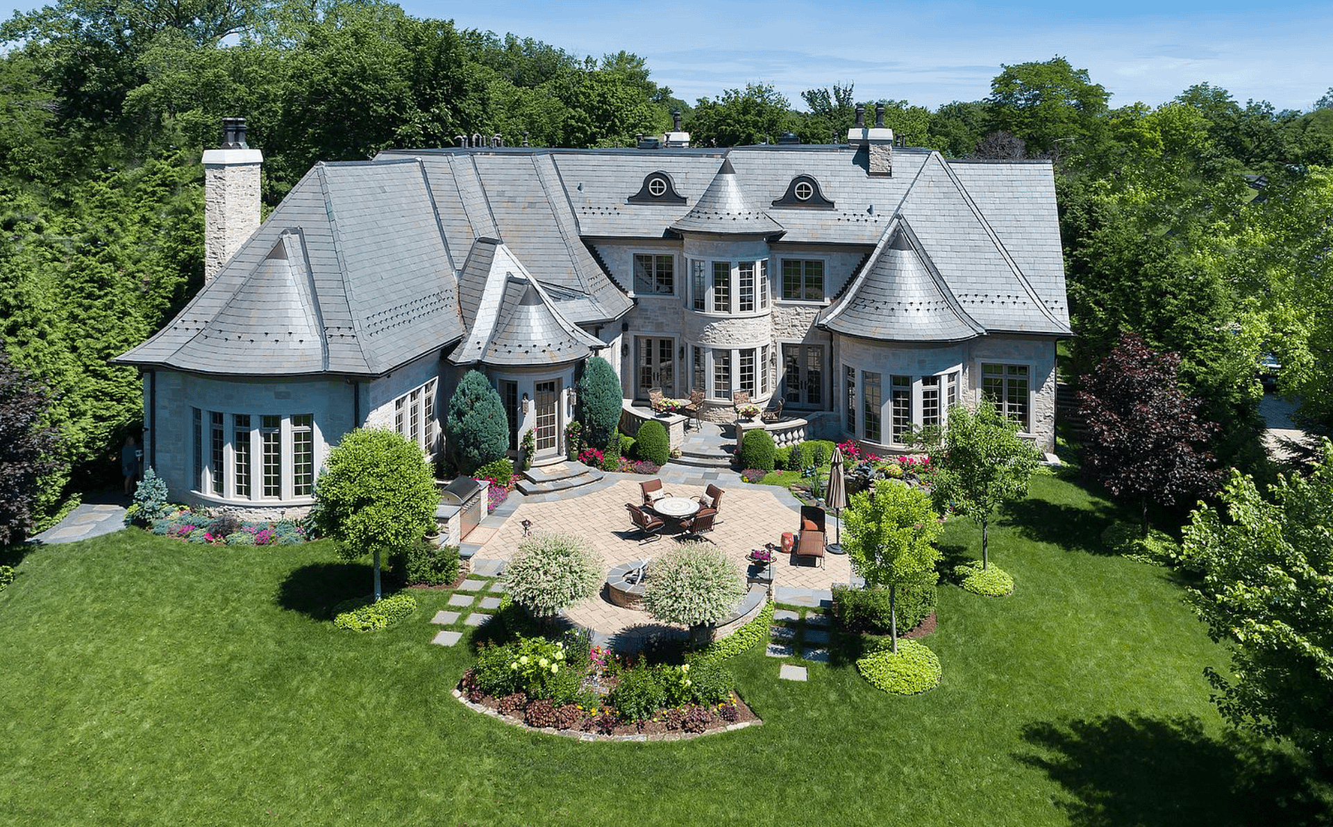 11,000 Square Foot Stone Home In Winnetka, Illinois - Homes of the Rich