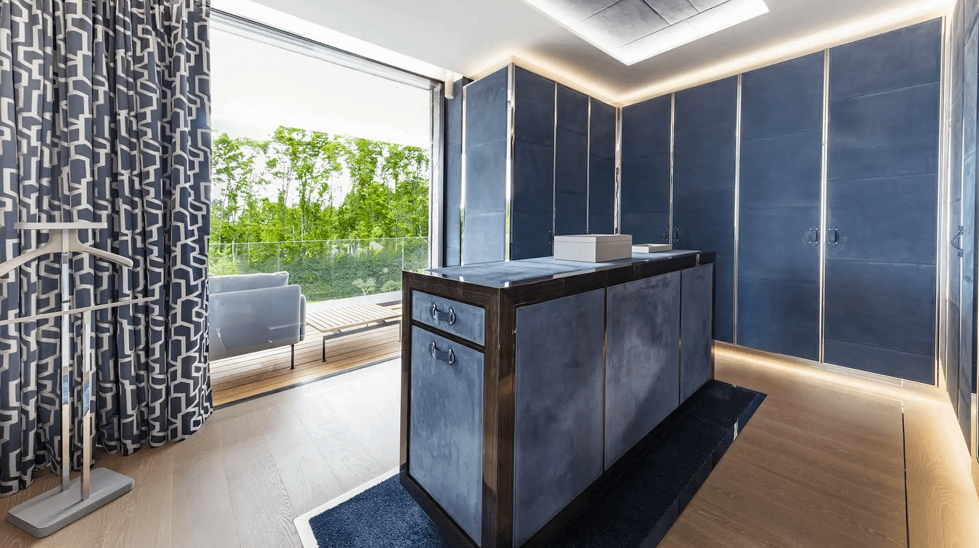 Stunning Newly Built Villa In Geneva, Switzerland (PHOTOS) - Homes of ...