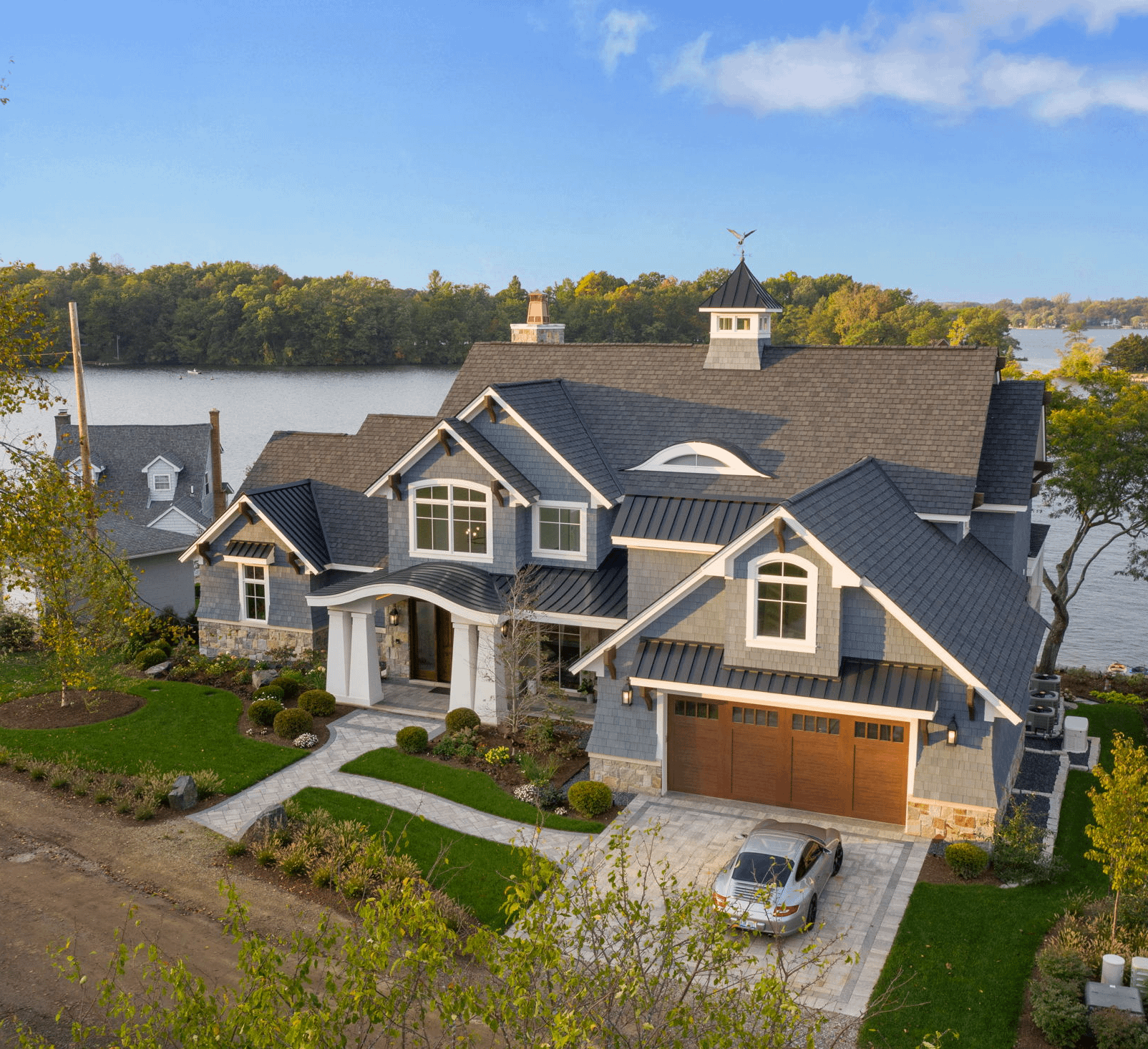 Stunning Lakefront Home By AZD Associates, Inc (PHOTOS + VIDEO) - Homes ...