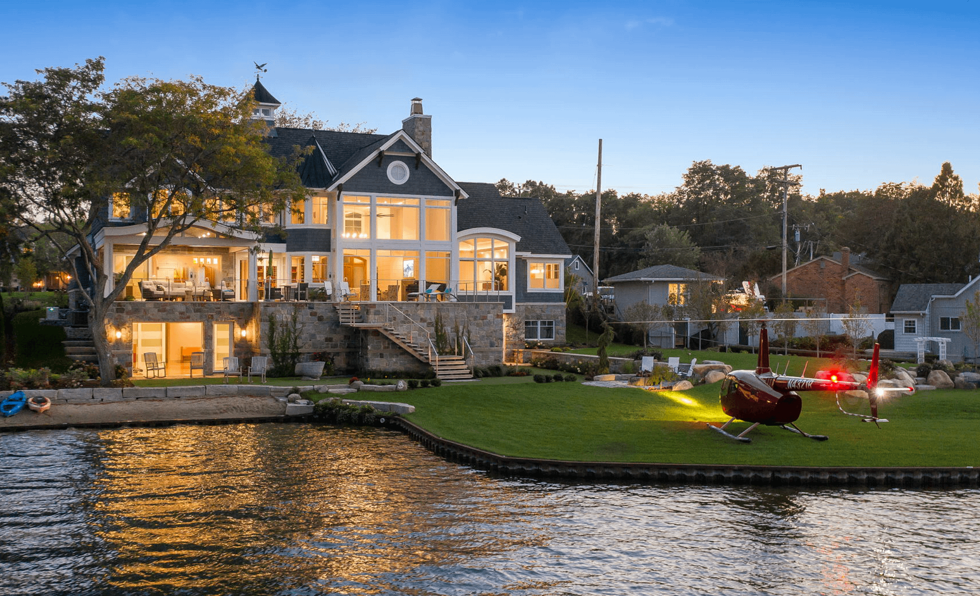 Stunning Lakefront Home By AZD Associates, Inc (PHOTOS + VIDEO) - Homes ...