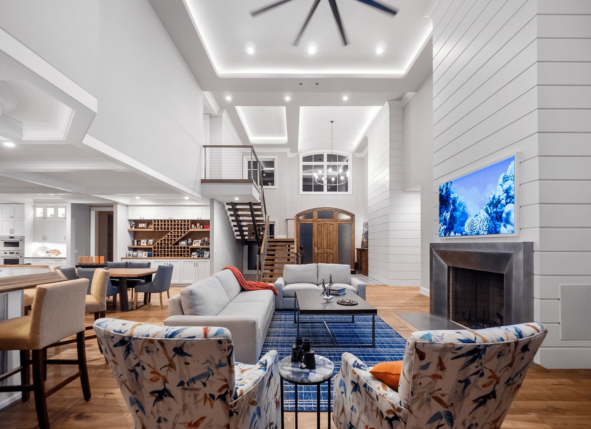 Stunning Lakefront Home By AZD Associates, Inc (PHOTOS + VIDEO) - Homes ...