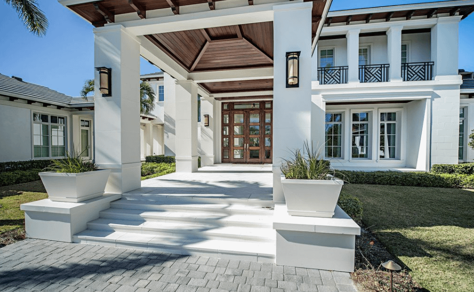 10,000 Square Foot Home In Naples, Florida - Homes of the Rich