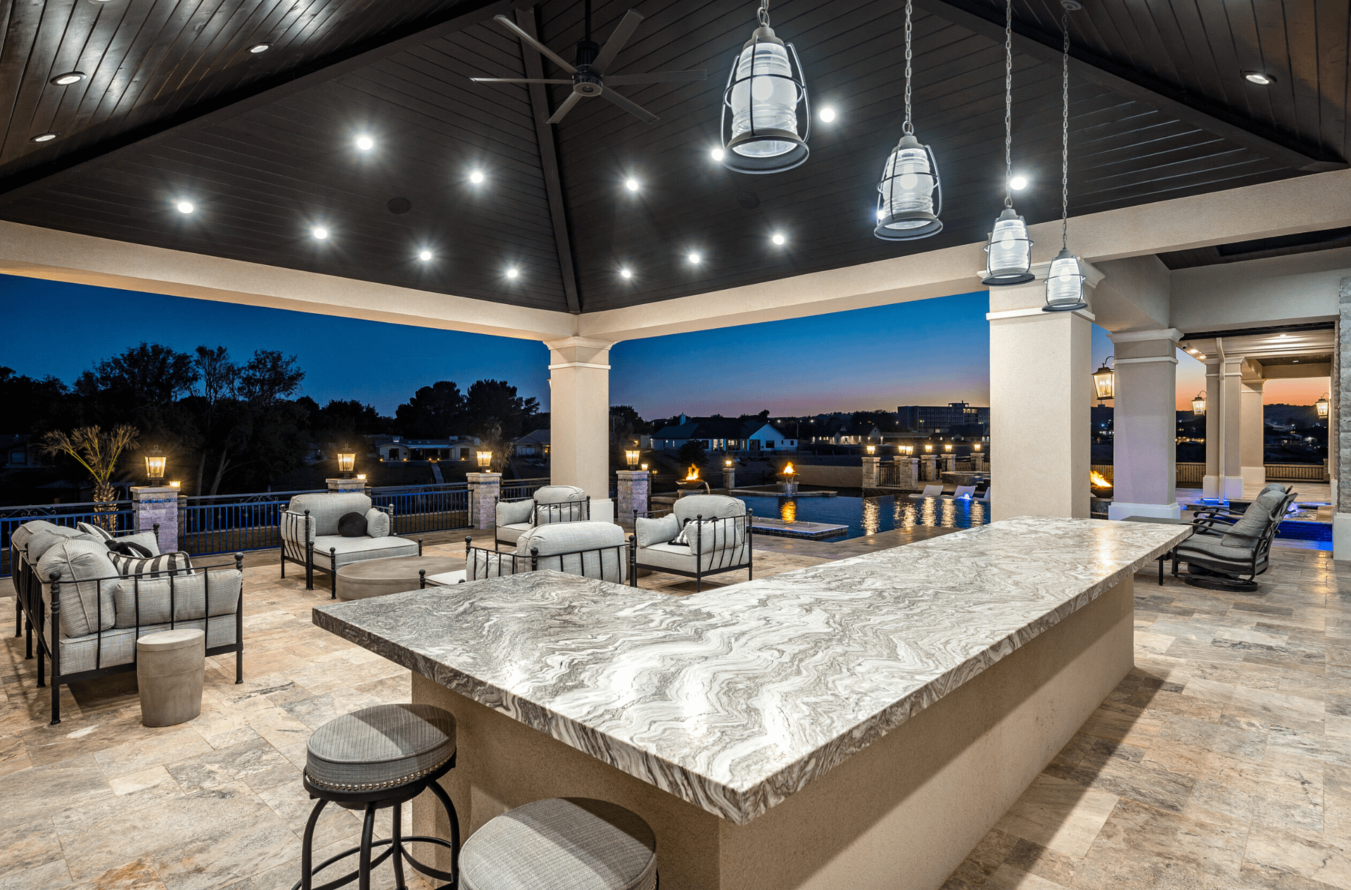 Stunning Home By Fratantoni Luxury Estates (PHOTOS)