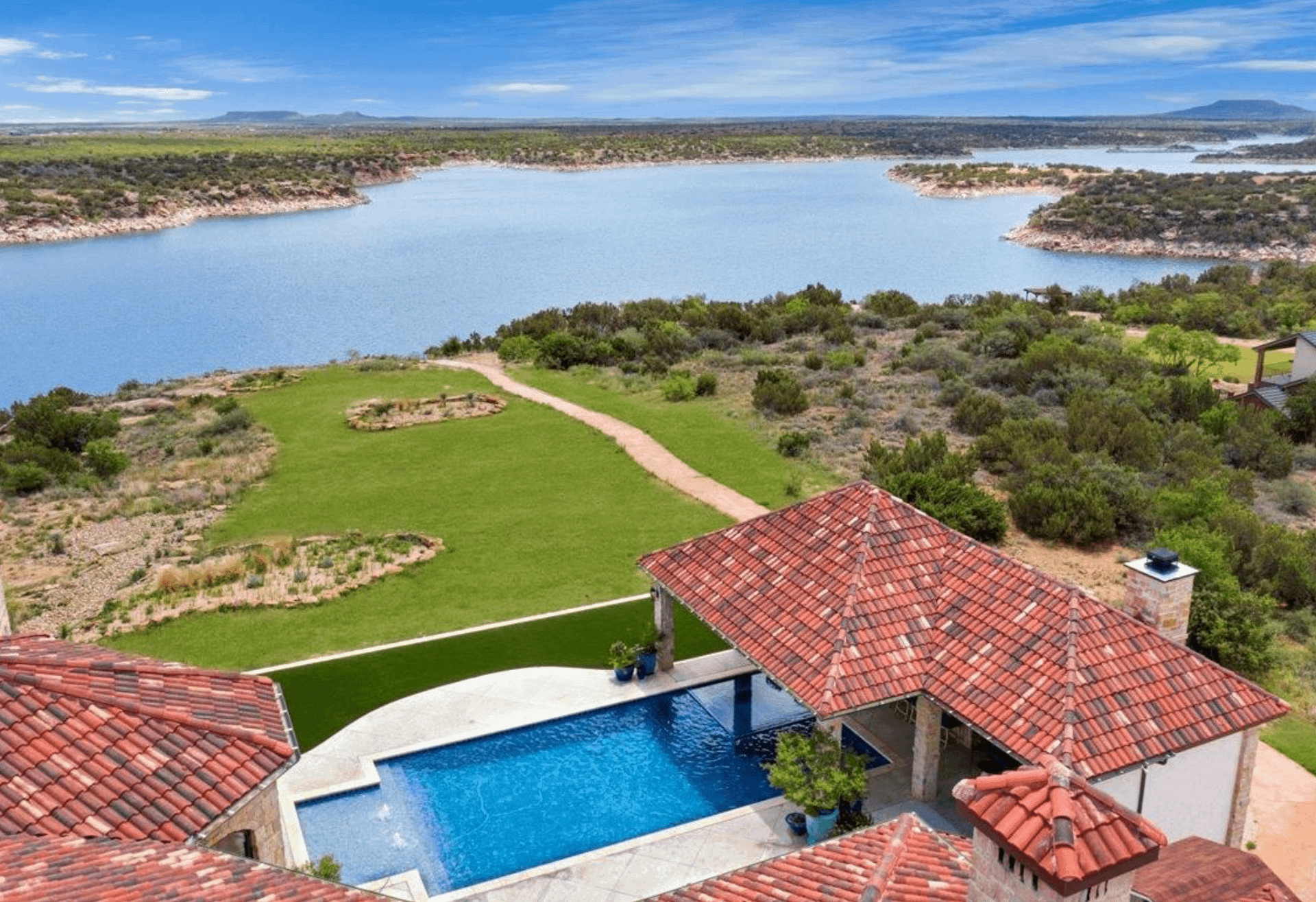 $3 Million Lakefront Home In Justiceburg, Texas (PHOTOS)
