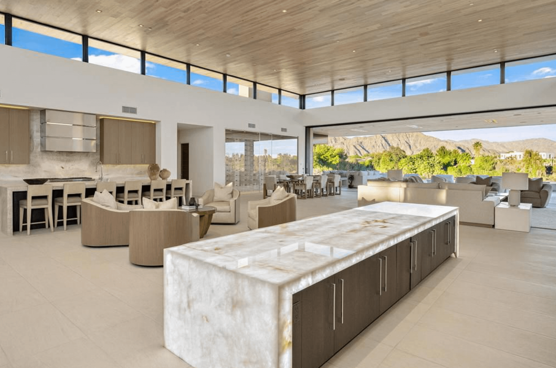 Modern New Build With 4 Kitchens & 3 Pools (PHOTOS)