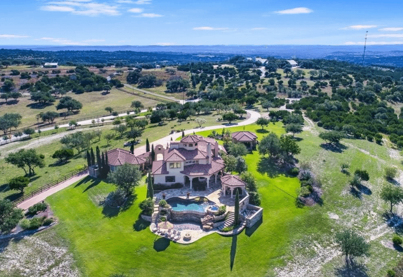 47 Acre Estate In Spicewood, Texas - Homes of the Rich