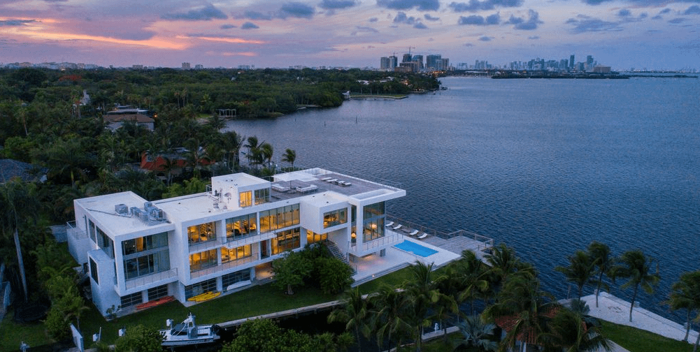 $22 Million Modern Waterfront Mansion In Miami, Florida - Homes of the Rich