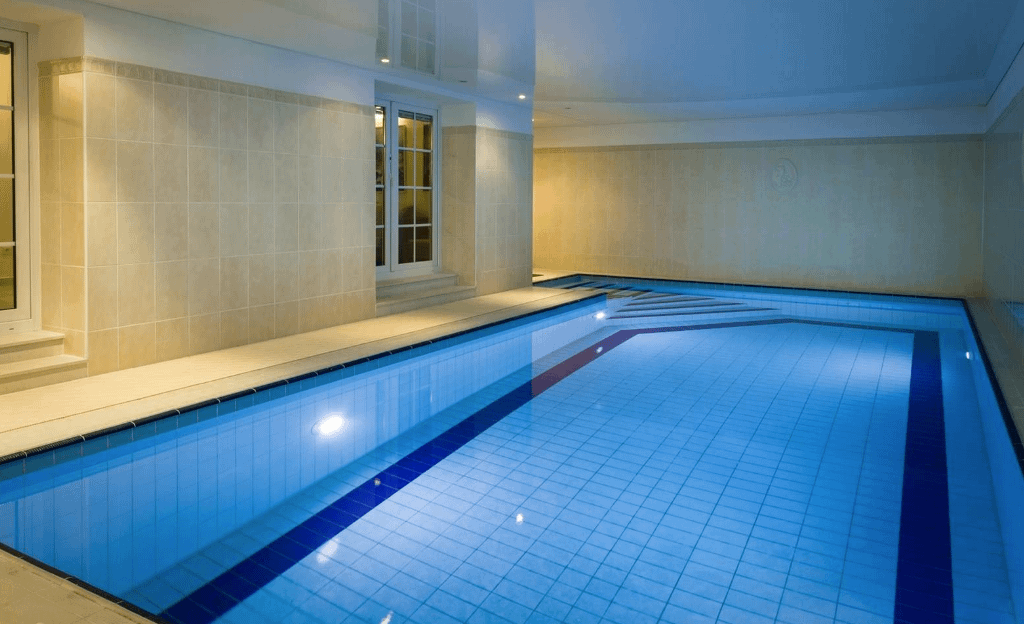 10,000 Square Foot Luxury Home In Prague - Homes of the Rich