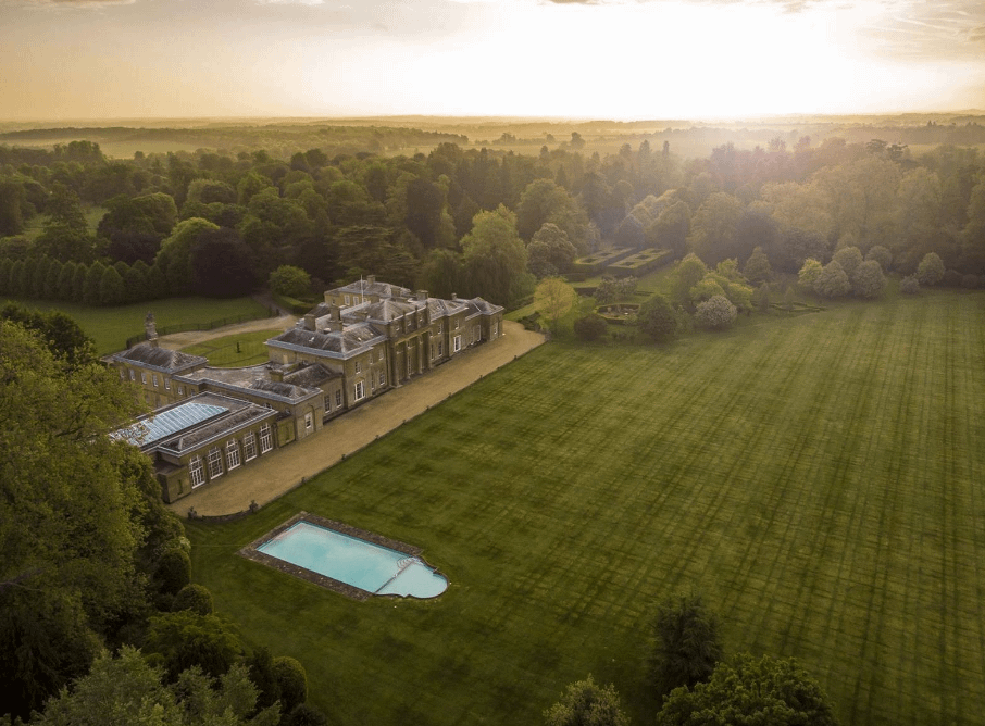 Hackwood Park - A 260 Acre Estate In England - Homes of the Rich