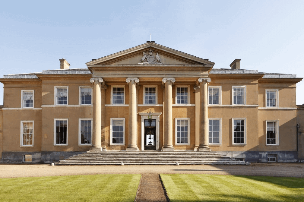 Hackwood Park - A 260 Acre Estate In England - Homes of the Rich