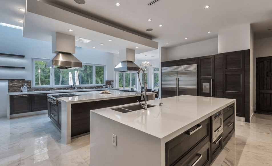 Newly Built Mansion In Matinecock, New York - Homes of the Rich