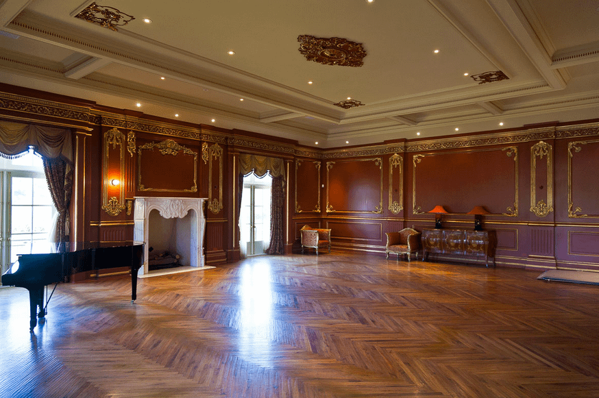 More Pictures Of The Hutton House Estate In Beverly Hills, CA - Homes ...